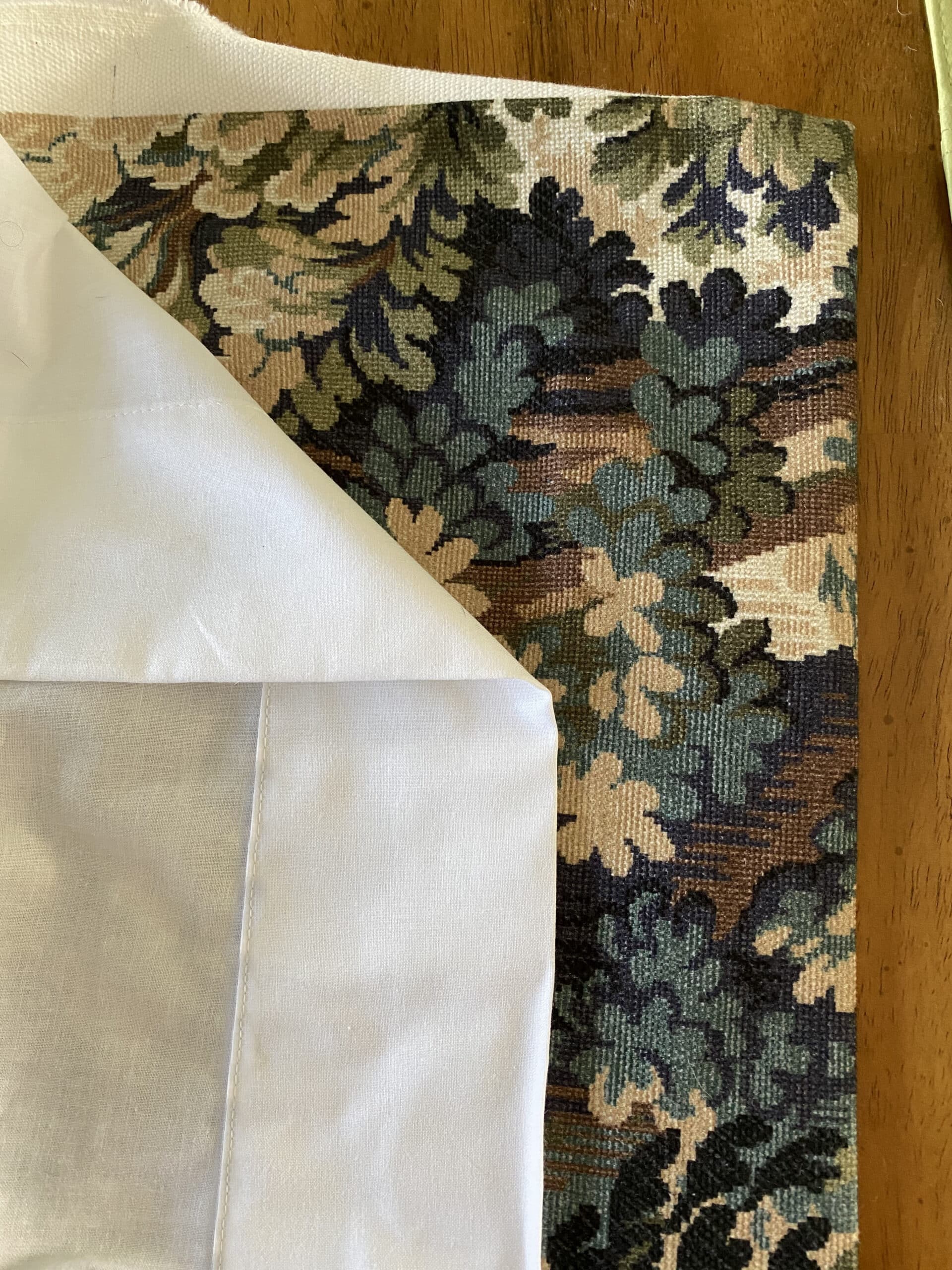 How to Make a Simple Lined Curtain Panel - erinevolving.com