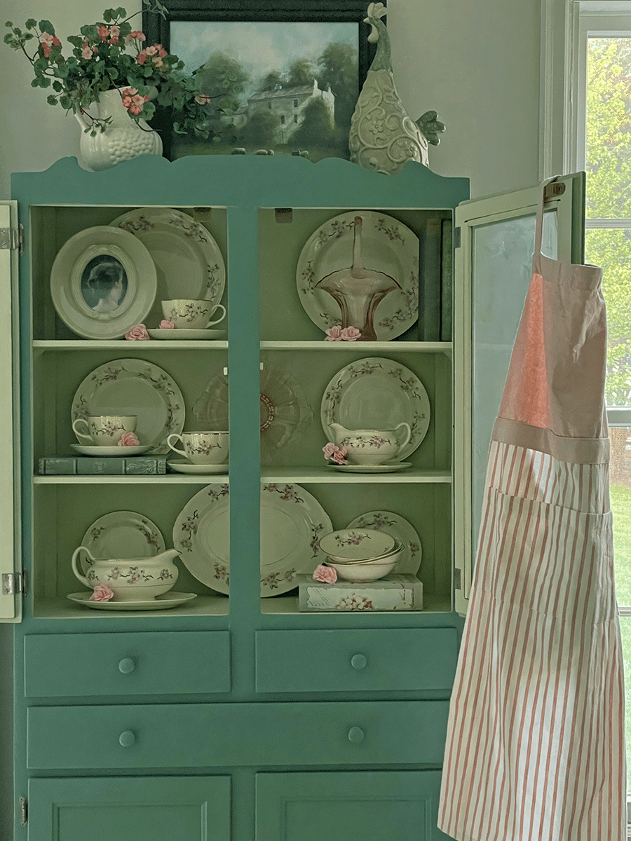 Three Ways to Style a Vintage Kitchen Cabinet - erinevolving.com